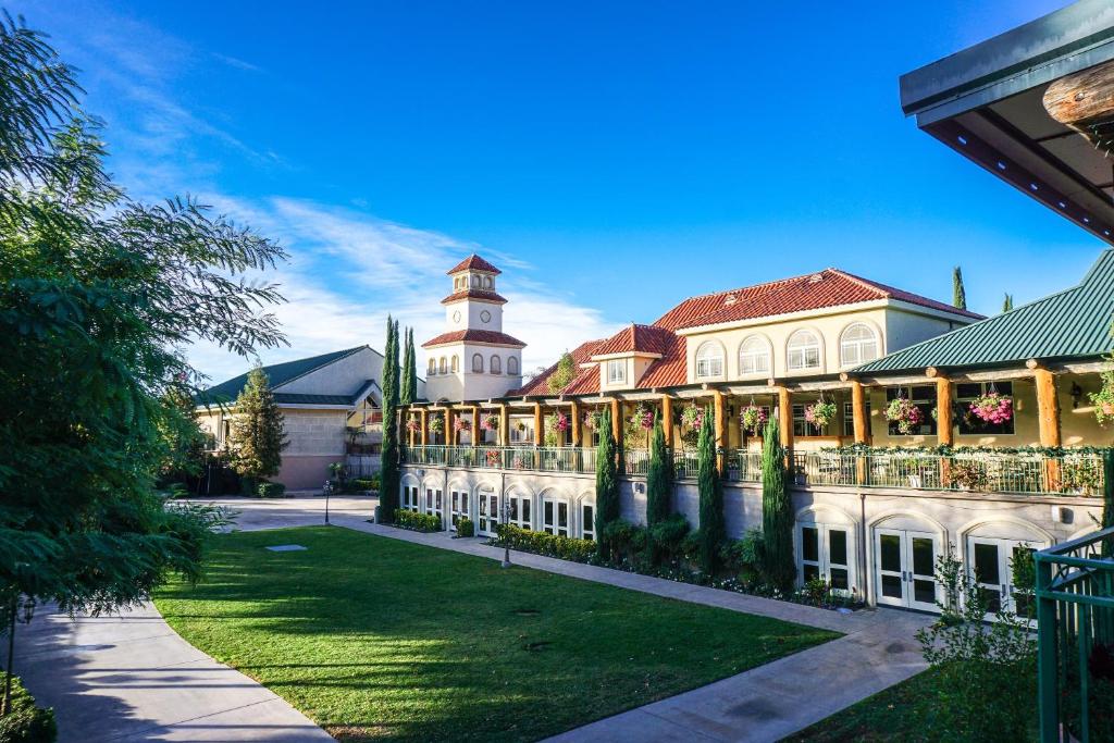 Top 5 California Winery Resorts & Spas for Wine Lovers and Wellness Seekers